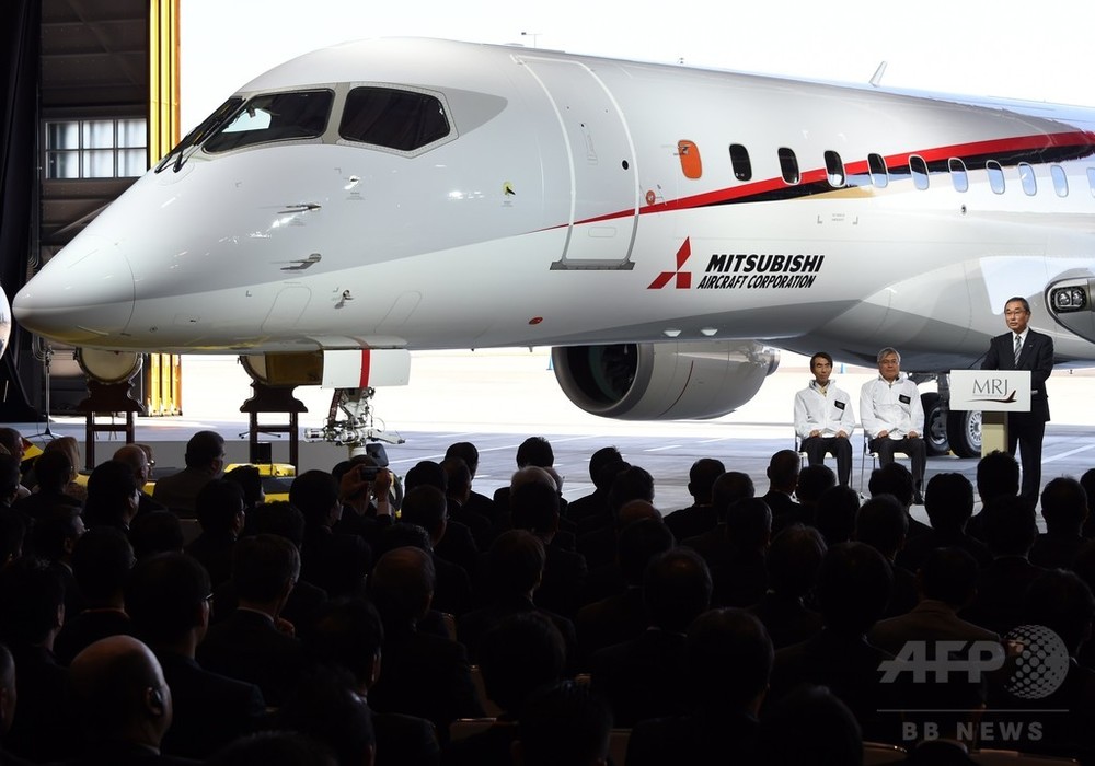 初の国産ジェット旅客機「MRJ」を初公開 写真13枚 国際ニュース：AFPBB News