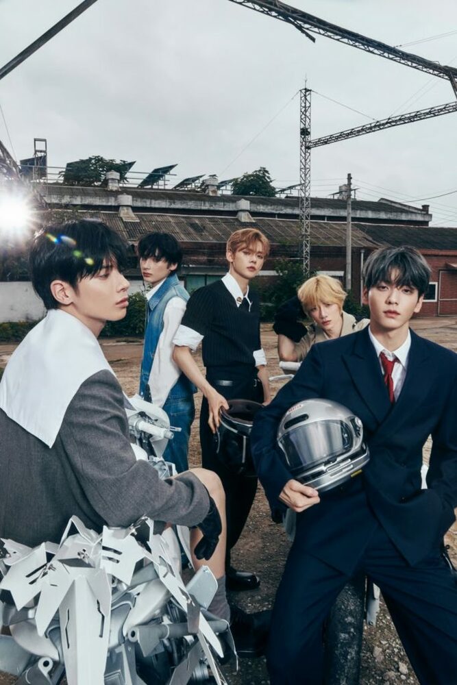 TXT、「Over The Moon」がSpotifyで1億ストリーミング突破 写真枚 国際ニュース：AFPBB News