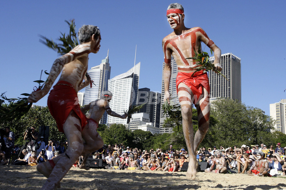 オーストラリア建国記念日、先住民族が踊りを披露 写真5枚 国際ニュース：AFPBB News