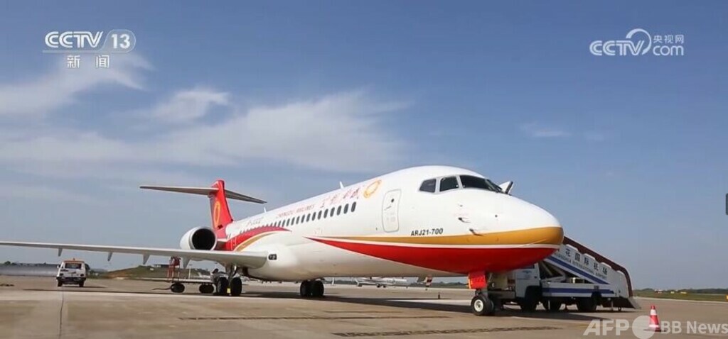 中国国産ジェット機「ARJ21」 高標高地区でのデモ飛行を完了 写真1枚 国際ニュース：AFPBB News